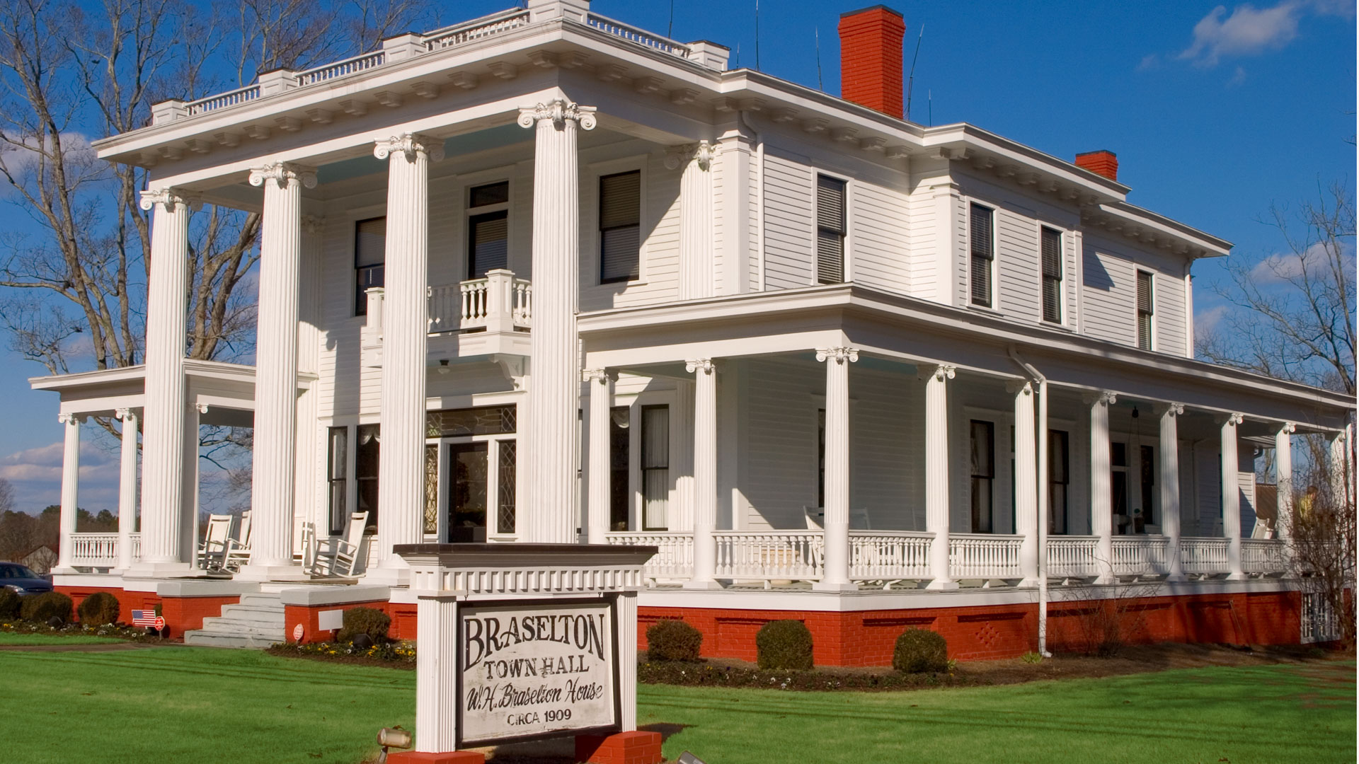 Community Guide - Jackson County Area Chamber of Commerce