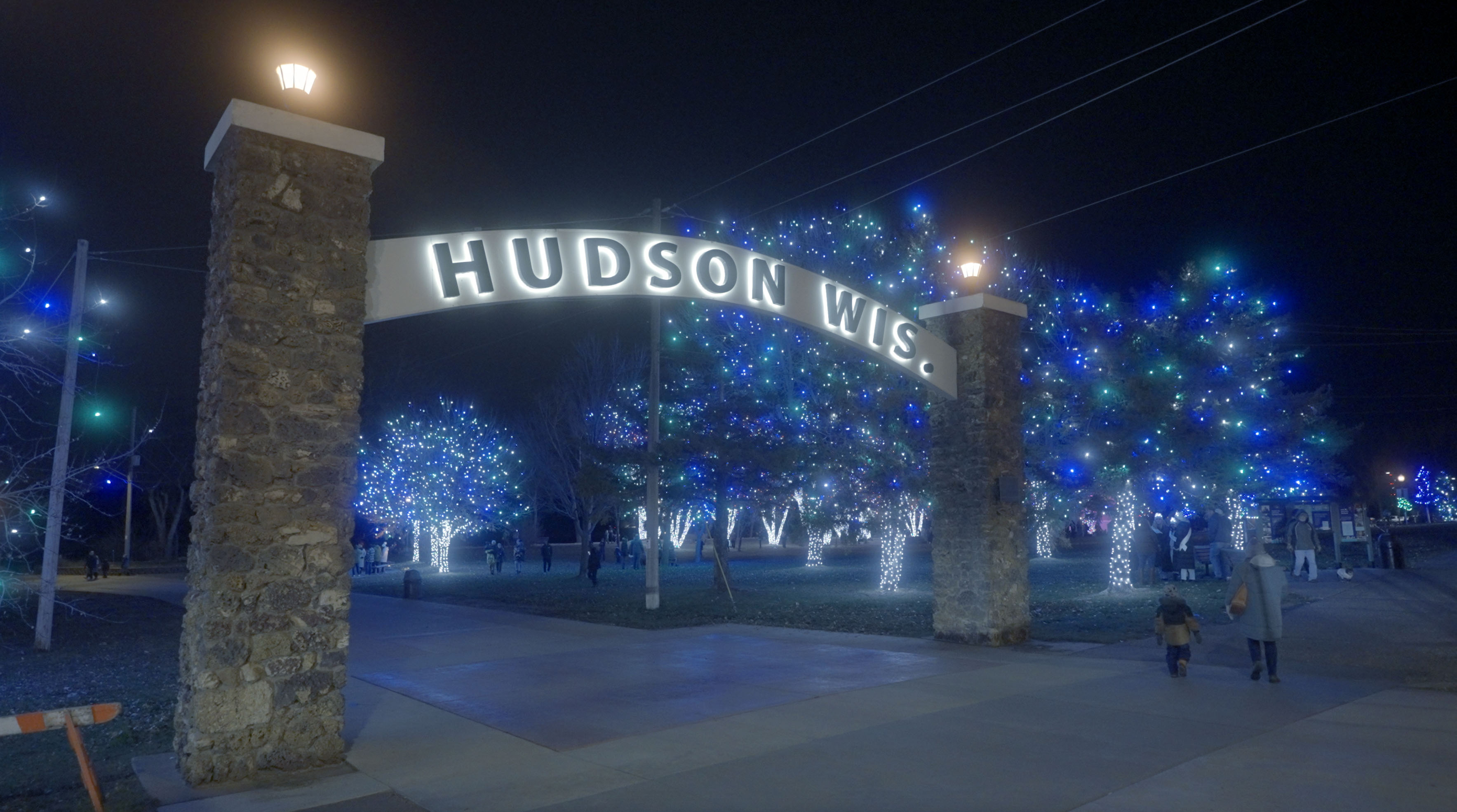 Have A Hudson Holiday - Hudson Area Chamber of Commerce & Tourism Bureau