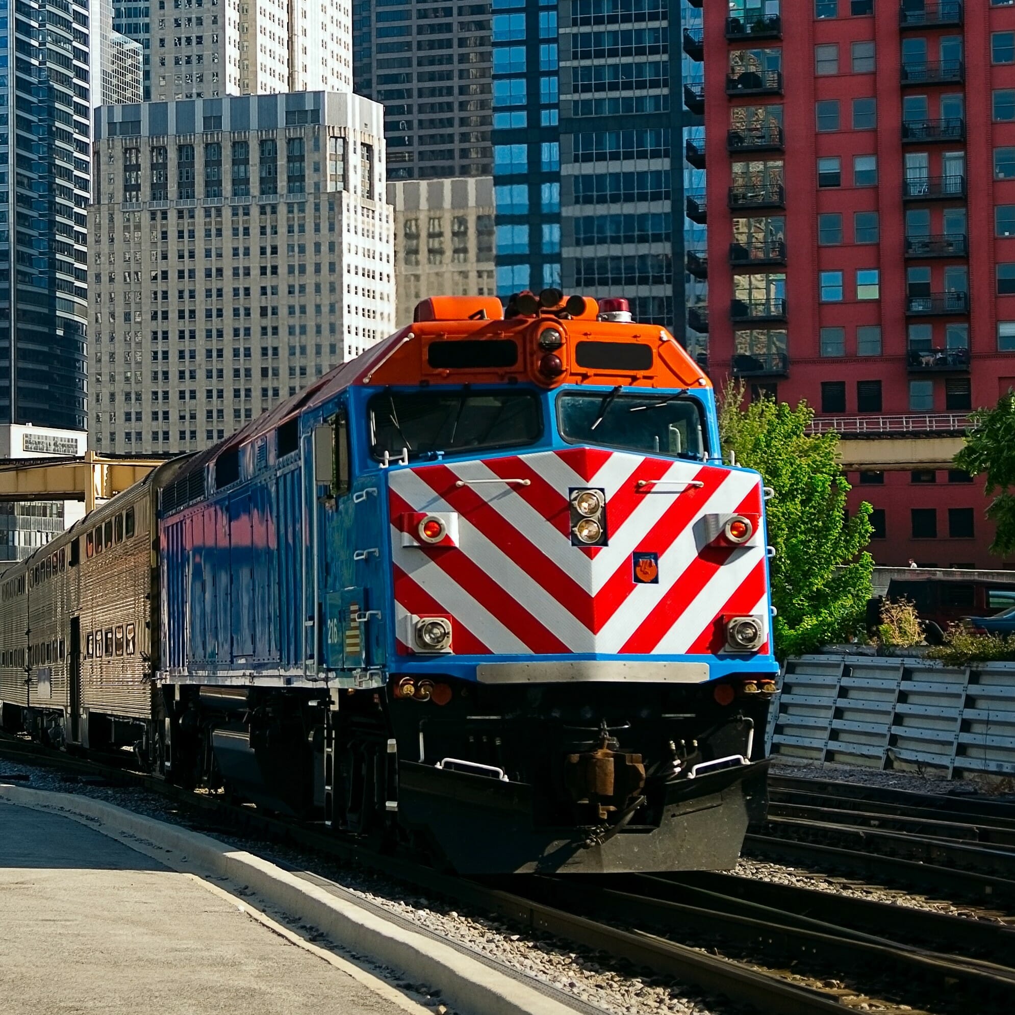BOMA/Chicago Preparedness Committee Leaders Tour Metra Multimedia ...