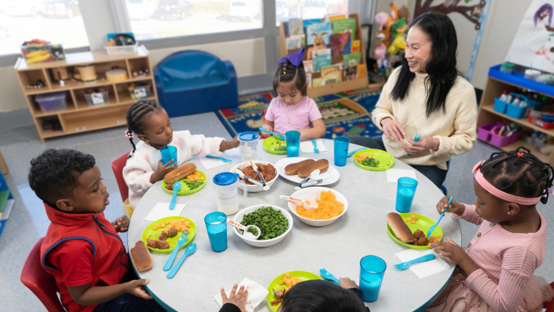 Meal Pattern Minute: Second Servings in Family Style Dining - National ...